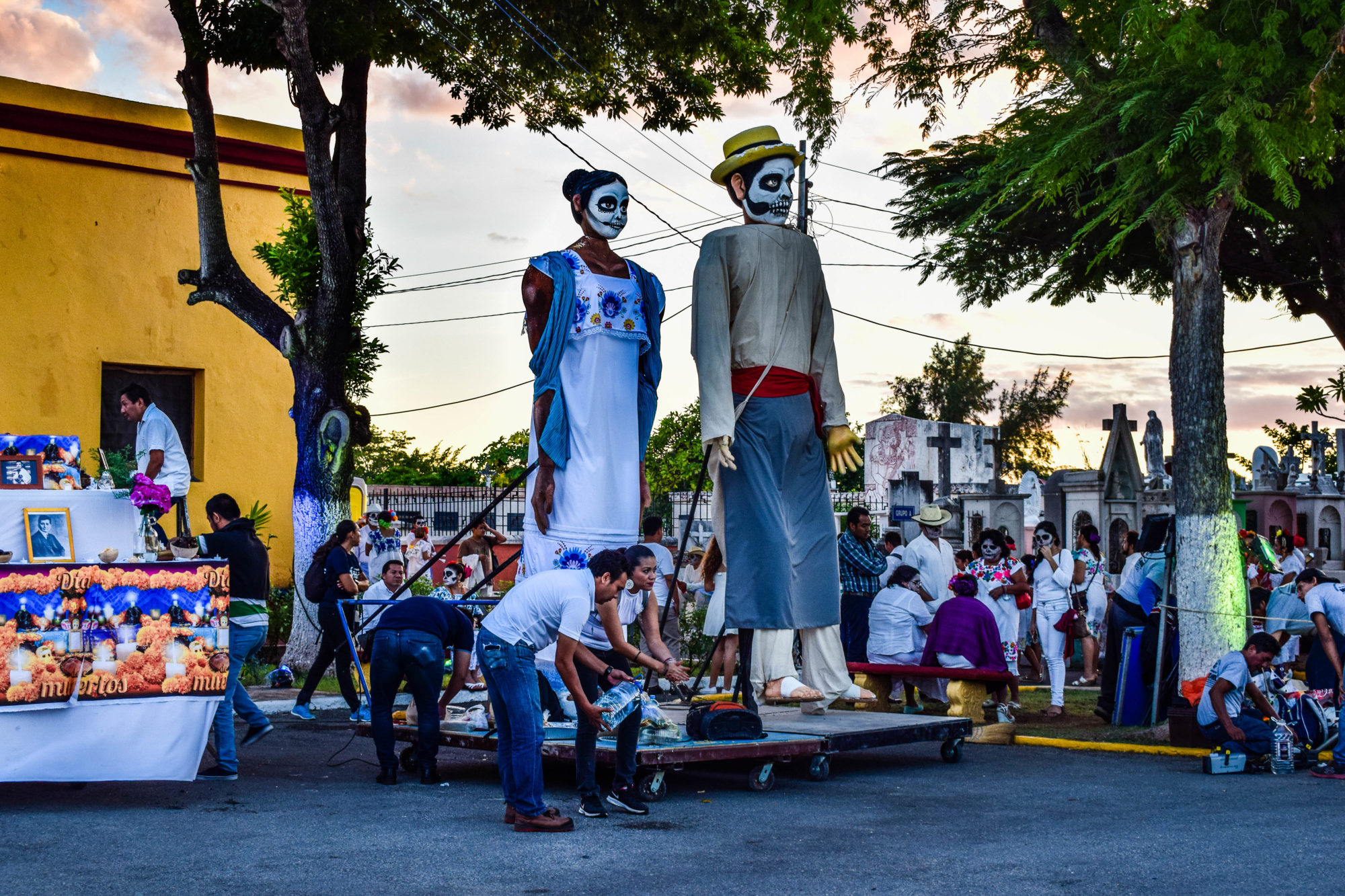 Mysterious Skull Parade - Day of the Dead, Mexico | The Travel Leaf